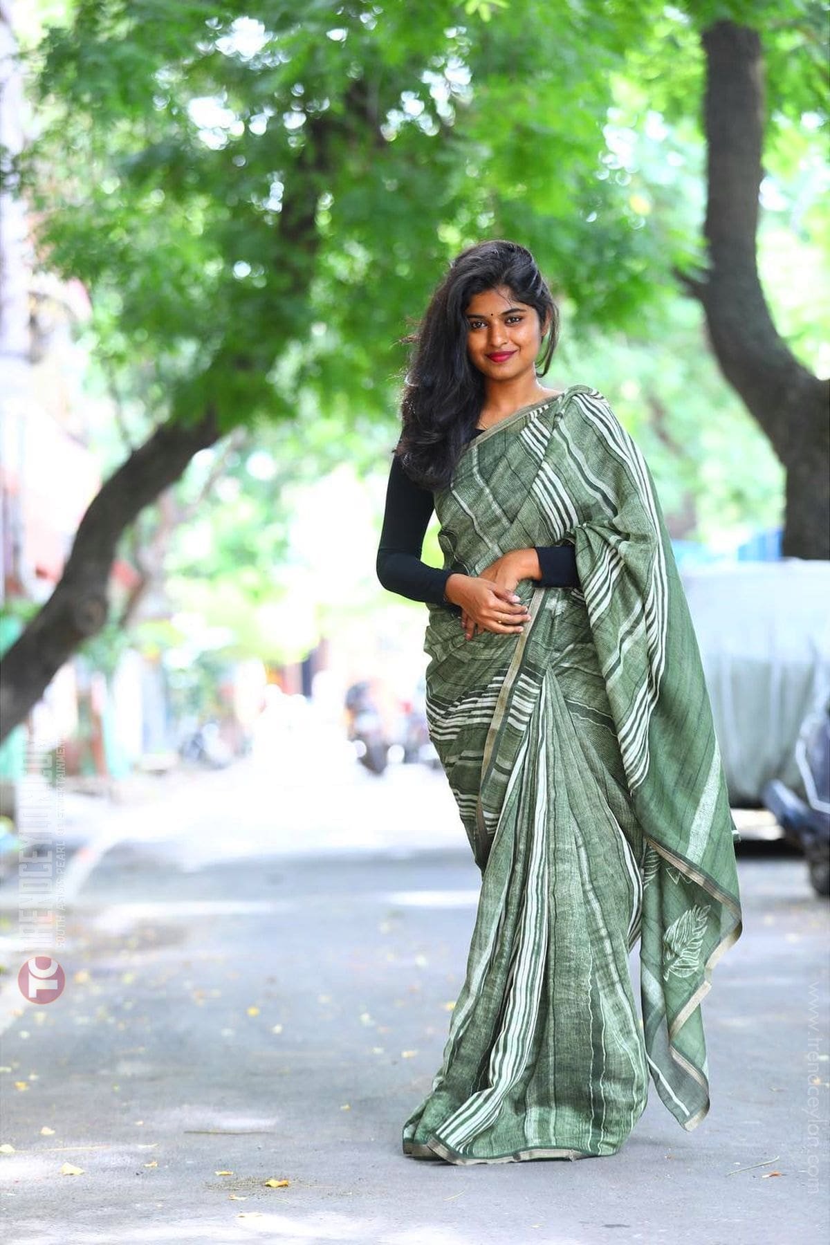 Mounica Senthilkumar Biography Wikipedia Photos Gallery Videos
