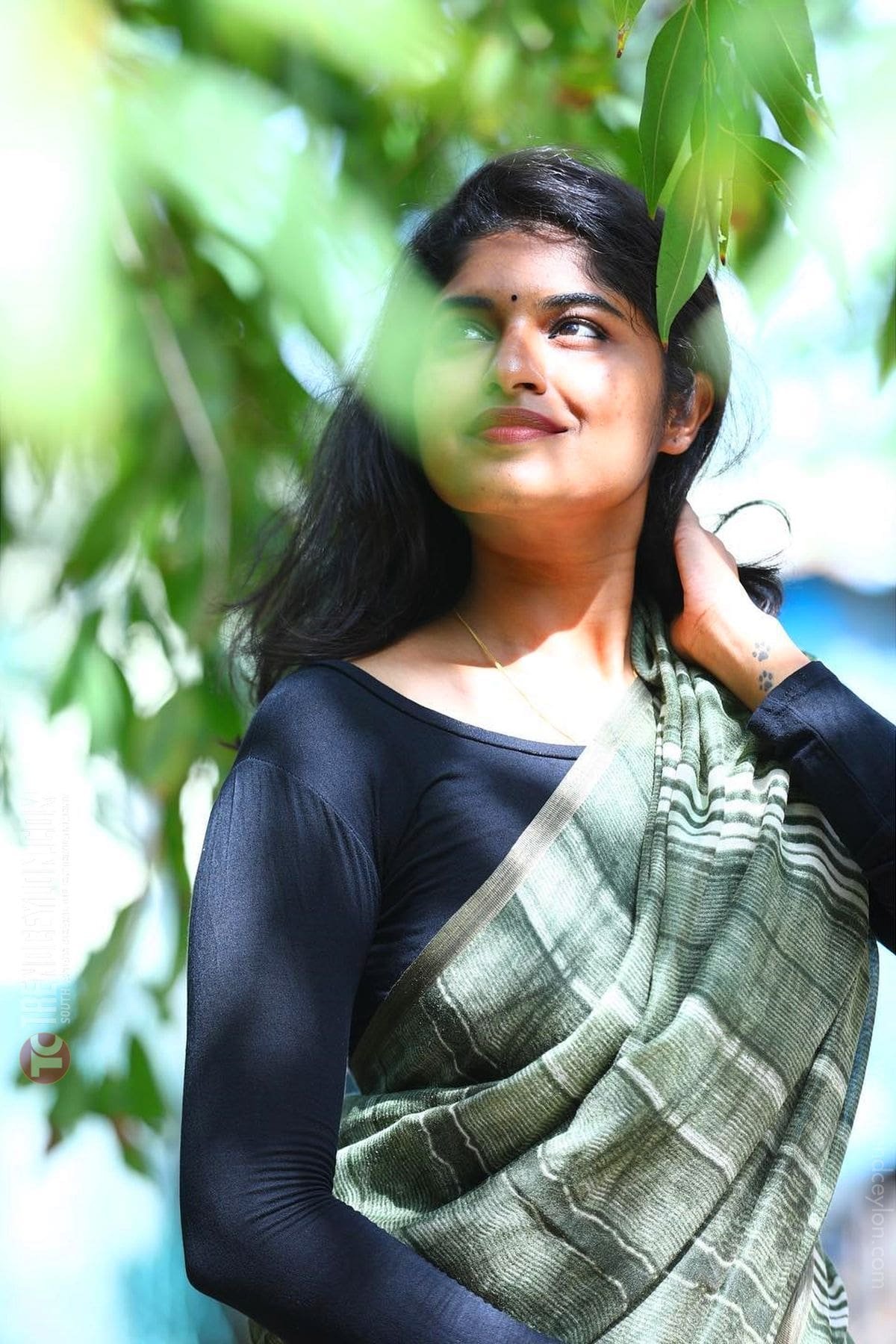 mounica-senthilkumar-biography-wikipedia-photos-gallery-videos